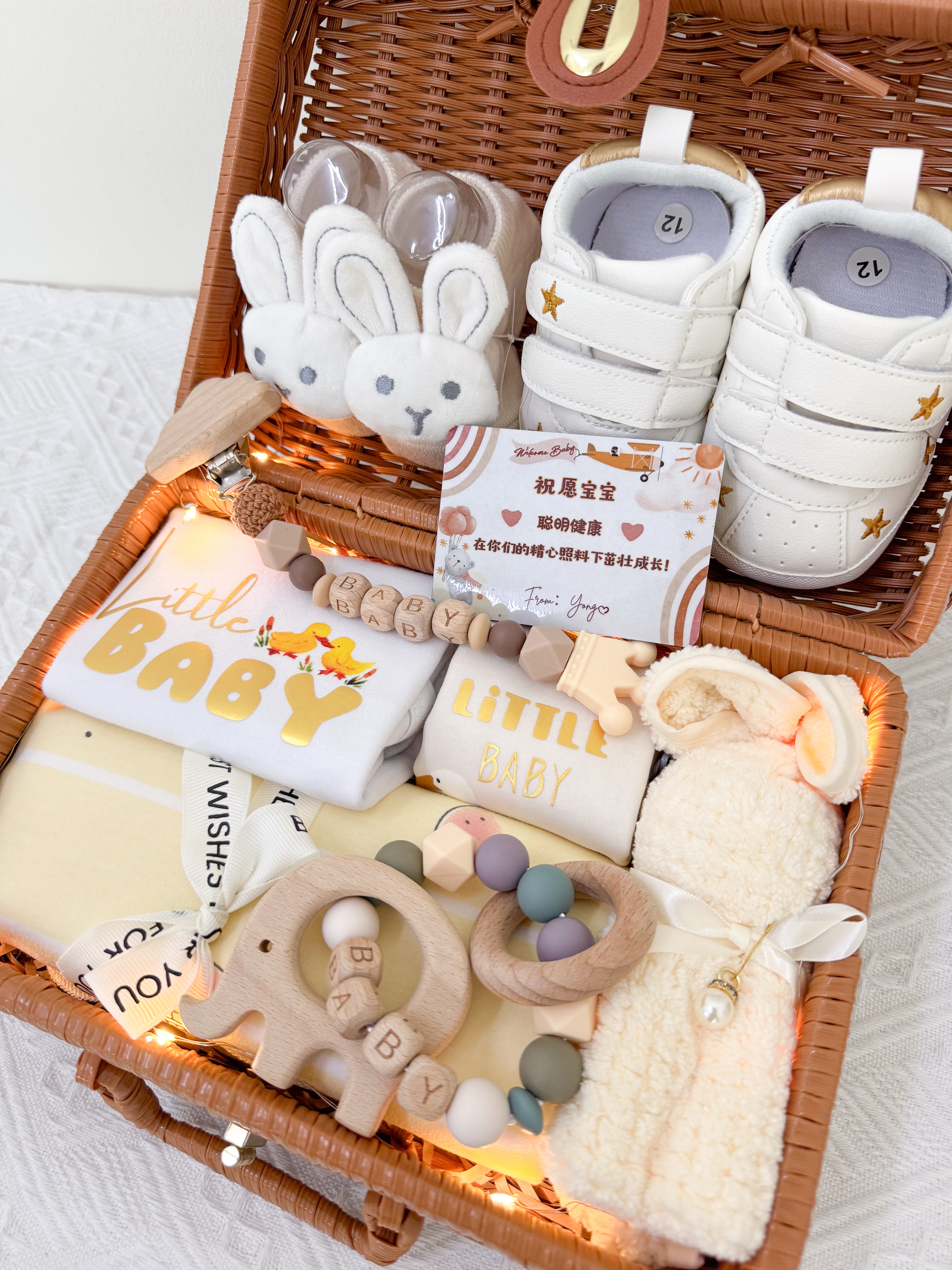 Medium Size Rattan Bundle of Joy -RB003 – Stork Baby Gifts